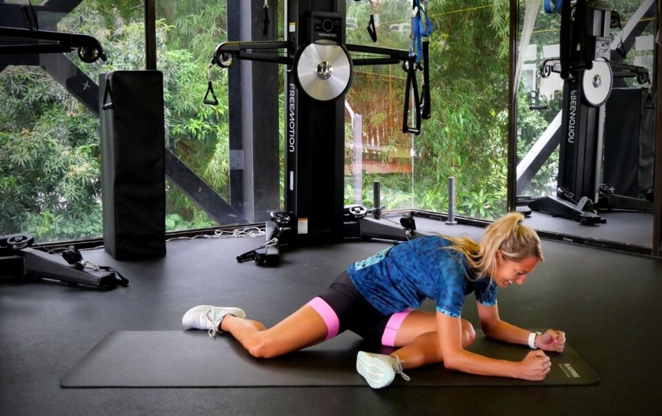 10 Best Cool Down Stretches for Cyclists (Post-Ride Recovery)