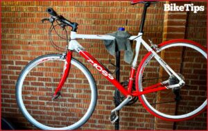 How To Replace Rim Brake Pads On A Bike In 7 Steps [With Pictures]